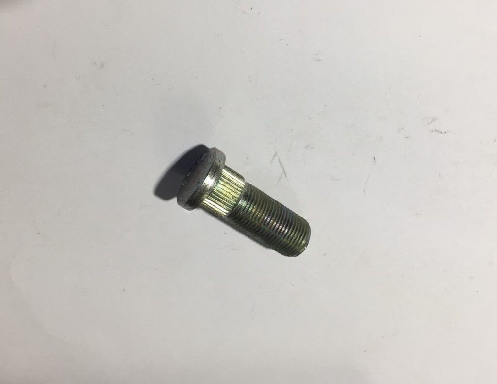 Wheel Stud, M18 x 1.5, G260057